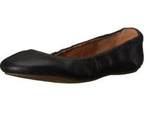 9 Travel Flats that Pack Small