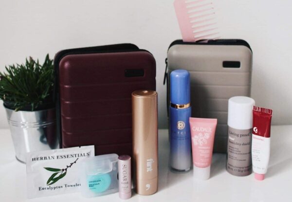 The Ultimate Guide to Packing Cosmetics